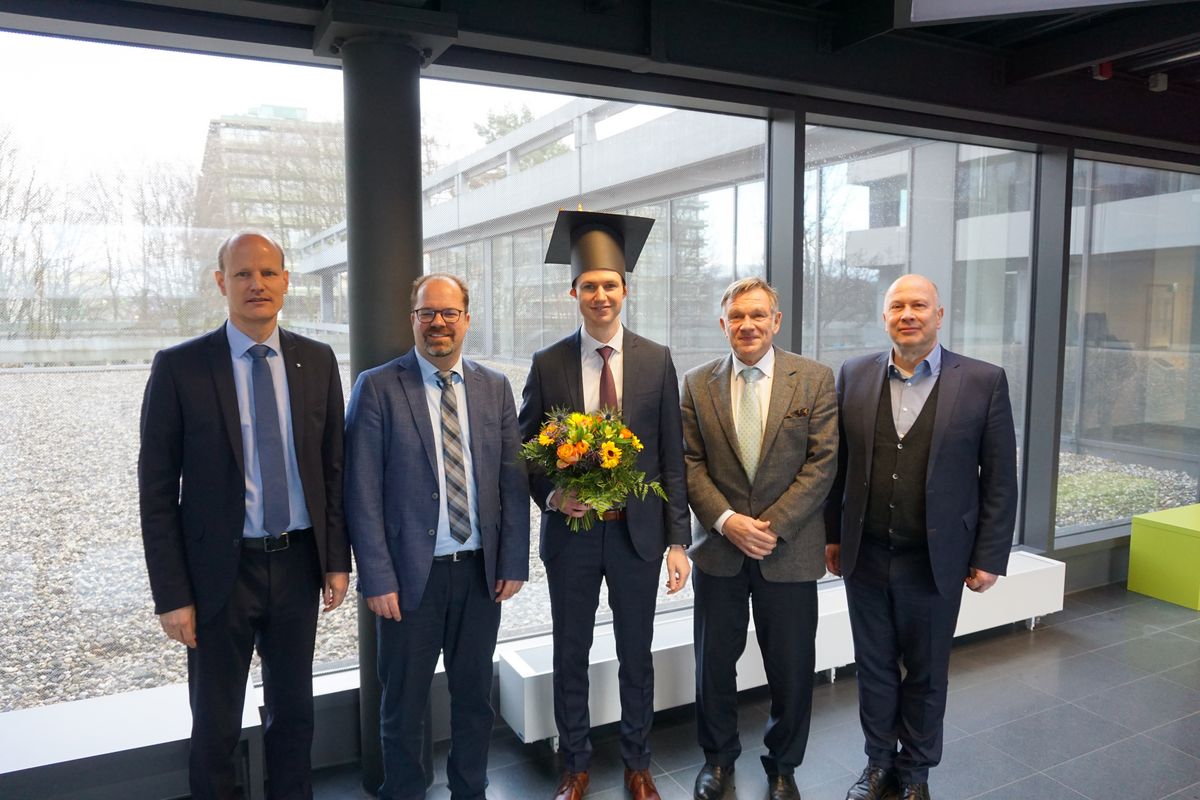 Herr Thomas Lambert besteht seine Promotion an der Ruhr-Universität Bochum